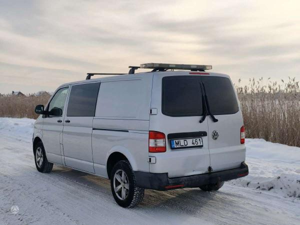 Grey Volkswagen Transporter 2014 in Klaipeda, with an engine capacity of 1.97 L and mileage of 199 thousand km for 4000 €, photo 2 on AUTOMOTO.COM.LV