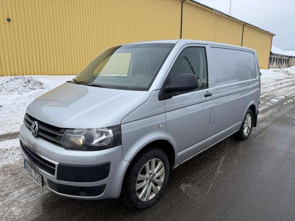 Pelēks Volkswagen Transporter 2014 Viļņa, ar dzinēja tilpumu 2.00 L un nobraukumu 420 tūkst. km par 3900 €, foto 1 vietnē AUTOMOTO.COM.LV