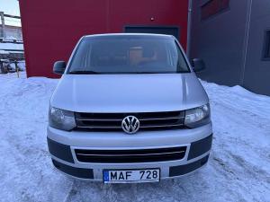 Grey Volkswagen Transporter 2014 in Vilnius, with an engine capacity of 2.00 L and mileage of 420 thousand km for 4200 €, photo 2 on AUTOMOTO.COM.LV