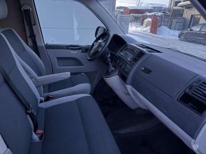 Grey Volkswagen Transporter 2014 in Vilnius, with an engine capacity of 2.00 L and mileage of 420 thousand km for 4200 €, photo 8 on AUTOMOTO.COM.LV
