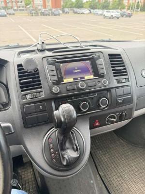 Grey Volkswagen Transporter 2014 in Klaipeda, with an engine capacity of 2.00 L and mileage of 278 thousand km for 13500 €, photo 10 on AUTOMOTO.COM.LV