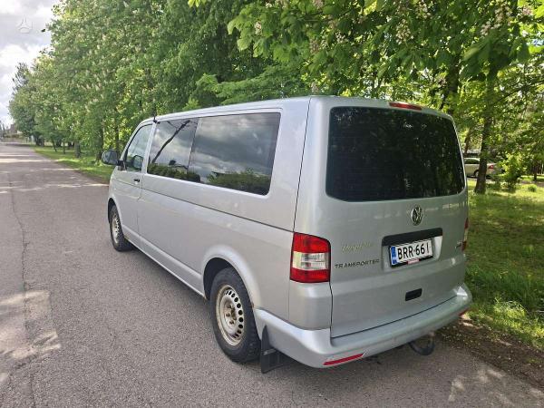 Grey Volkswagen Transporter 2014 in Marijampole, with an engine capacity of 2.00 L and mileage of 380 thousand km for 7500 €, photo 6 on AUTOMOTO.COM.LV