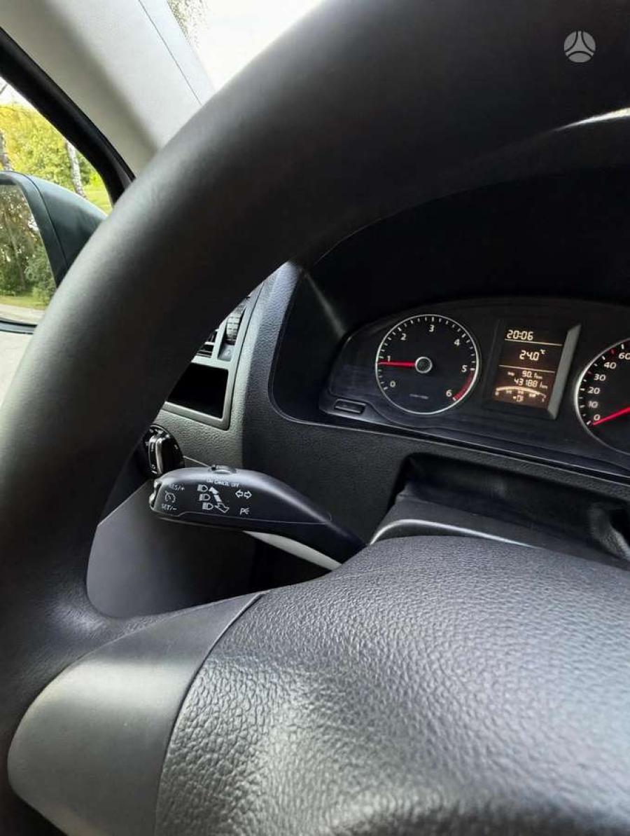 Pelēks Volkswagen Transporter 2014 Kauņa, ar dzinēja tilpumu 2.00 L un nobraukumu 432 tūkst. km par 8500 €, foto 9 vietnē AUTOMOTO.COM.LV