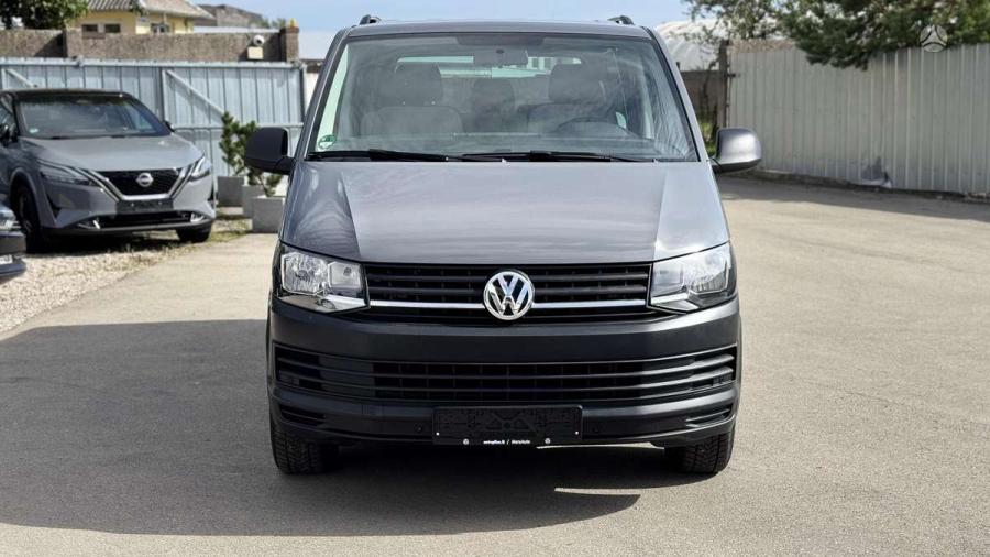 Pelēks Volkswagen Transporter 2015 Telšiai, ar dzinēja tilpumu 1.97 L un nobraukumu 213 tūkst. km par 13800 €, foto 3 vietnē AUTOMOTO.COM.LV