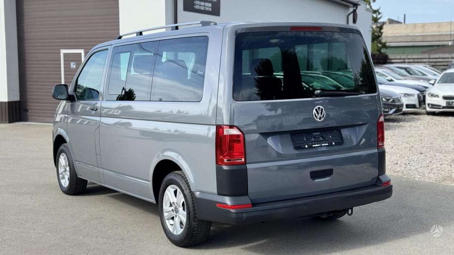 Pelēks Volkswagen Transporter 2015 Telšiai, ar dzinēja tilpumu 1.97 L un nobraukumu 213 tūkst. km par 13800 €, foto 6 vietnē AUTOMOTO.COM.LV