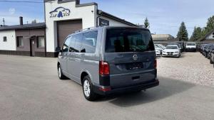 Pelēks Volkswagen Transporter 2015 Telšiai, ar dzinēja tilpumu 1.97 L un nobraukumu 213 tūkst. km par 13800 €, foto 7 vietnē AUTOMOTO.COM.LV
