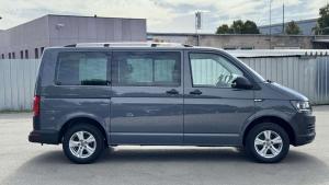 Pelēks Volkswagen Transporter 2015 Telšiai, ar dzinēja tilpumu 1.97 L un nobraukumu 213 tūkst. km par 13800 €, foto 10 vietnē AUTOMOTO.COM.LV