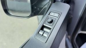 Pelēks Volkswagen Transporter 2015 Telšiai, ar dzinēja tilpumu 1.97 L un nobraukumu 213 tūkst. km par 13800 €, foto 20 vietnē AUTOMOTO.COM.LV