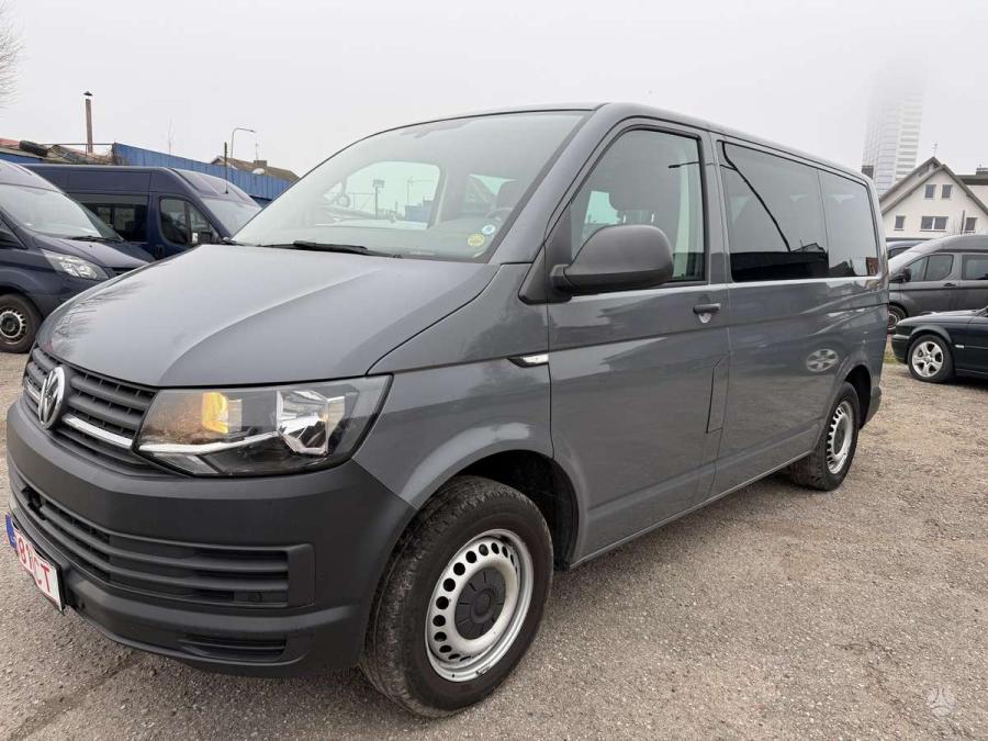 Grey Volkswagen Transporter 2016 in Klaipeda, with an engine capacity of 2.00 L and mileage of 220 thousand km for 14300 €, photo 1 on AUTOMOTO.COM.LV