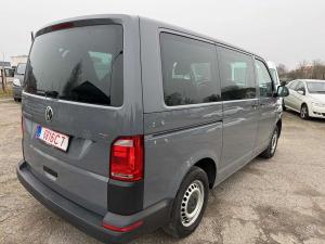 Grey Volkswagen Transporter 2016 in Klaipeda, with an engine capacity of 2.00 L and mileage of 220 thousand km for 14300 €, photo 5 on AUTOMOTO.COM.LV