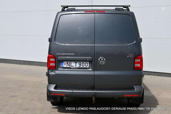 Grey Volkswagen Transporter 2017 in Kretinga, with an engine capacity of 1.98 L and mileage of 234 thousand km for 18150 €, photo 8 on AUTOMOTO.COM.LV