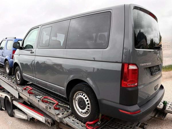Фольксваген Transporter 2017 в Утена на AUTOMOTO.COM.LV Серый Фольксваген Transporter 2017 в Утена, объемом двигателя 1.97 л и пробегом 129 тыс. км за 16350 €, фото 4 на AUTOMOTO.COM.LV