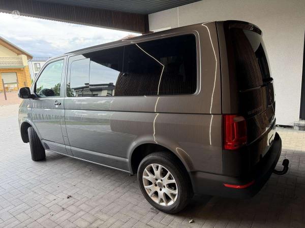 Pelēks Volkswagen Transporter 2017 Kauņa, ar dzinēja tilpumu 2.00 L un nobraukumu 292 tūkst. km par 13500 €, foto 6 vietnē AUTOMOTO.COM.LV