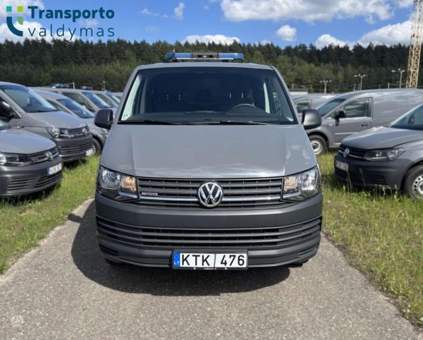Pelēks Volkswagen Transporter 2018 Viļņa, ar dzinēja tilpumu 1.97 L un nobraukumu 159 tūkst. km par 15900 €, foto 2 vietnē AUTOMOTO.COM.LV