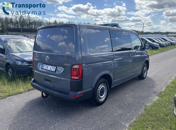 Pelēks Volkswagen Transporter 2018 Viļņa, ar dzinēja tilpumu 1.97 L un nobraukumu 159 tūkst. km par 15900 €, foto 4 vietnē AUTOMOTO.COM.LV