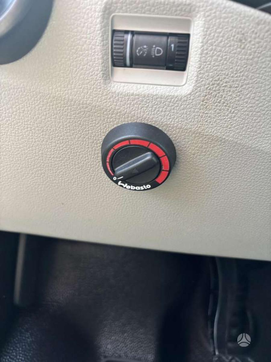 Grey Volkswagen Transporter 2018 in Vilnius, with an engine capacity of 1.97 L and mileage of 159 thousand km for 15900 €, photo 16 on AUTOMOTO.COM.LV