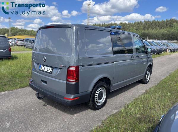 Pelēks Volkswagen Transporter 2018 Viļņa, ar dzinēja tilpumu 1.97 L un nobraukumu 145 tūkst. km par 15900 €, foto 4 vietnē AUTOMOTO.COM.LV