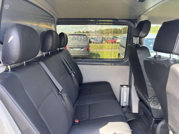 Pelēks Volkswagen Transporter 2018 Viļņa, ar dzinēja tilpumu 1.97 L un nobraukumu 145 tūkst. km par 15900 €, foto 10 vietnē AUTOMOTO.COM.LV