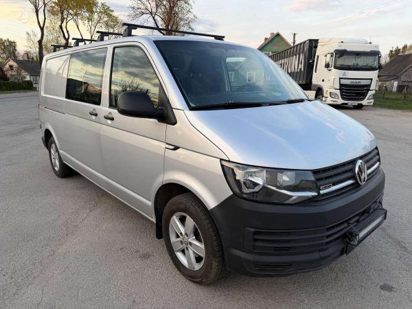 Pelēks Volkswagen Transporter 2019 Skaudvilė, ar dzinēja tilpumu 1.97 L un nobraukumu 310 tūkst. km par 10900 €, foto  vietnē AUTOMOTO.COM.LV