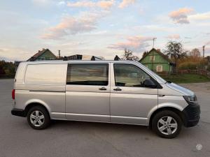 Pelēks Volkswagen Transporter 2019 Skaudvilė, ar dzinēja tilpumu 1.97 L un nobraukumu 310 tūkst. km par 10900 €, foto 5 vietnē AUTOMOTO.COM.LV