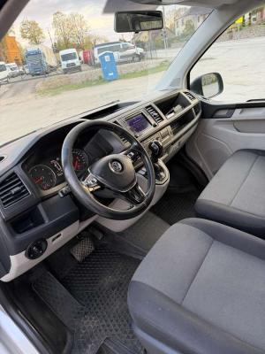 Pelēks Volkswagen Transporter 2019 Skaudvilė, ar dzinēja tilpumu 1.97 L un nobraukumu 310 tūkst. km par 10900 €, foto 15 vietnē AUTOMOTO.COM.LV