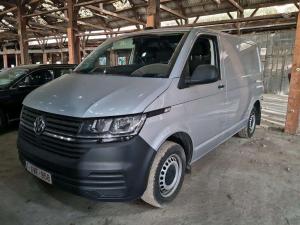 Pelēks Volkswagen Transporter 2020 Marijampole, ar dzinēja tilpumu 1.97 L un nobraukumu 207 tūkst. km par 15150 €, foto  vietnē AUTOMOTO.COM.LV