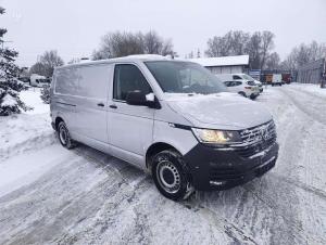 Grey Volkswagen Transporter 2020 in Kaunas, with an engine capacity of 2.00 L and mileage of 203 thousand km for 15900 €, photo 3 on AUTOMOTO.COM.LV
