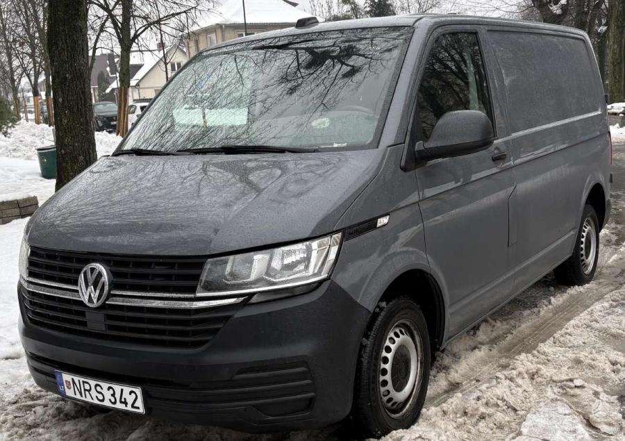 Pelēks Volkswagen Transporter 2020 Kauņa, ar dzinēja tilpumu 1.97 L un nobraukumu 208 tūkst. km par 13300 €, foto 3 vietnē AUTOMOTO.COM.LV
