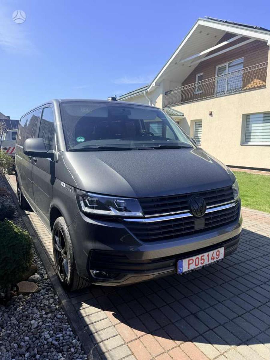 Grey Volkswagen Transporter 2020 in Kaunas, with an engine capacity of 0.00 L and mileage of 101 thousand km for 28000 €, photo 1 on AUTOMOTO.COM.LV