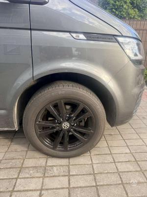 Grey Volkswagen Transporter 2020 in Kaunas, with an engine capacity of 0.00 L and mileage of 101 thousand km for 28000 €, photo 6 on AUTOMOTO.COM.LV
