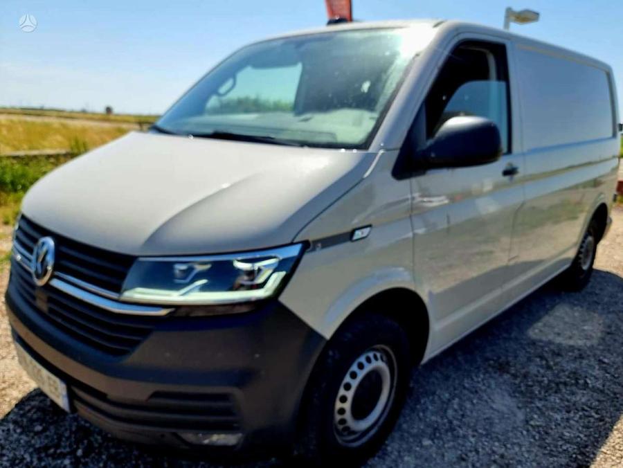 Серый Фольксваген Transporter 2020 в Таураге, объемом двигателя 1.97 л и пробегом 249 тыс. км за 10900 €, фото 1 на AUTOMOTO.COM.LV