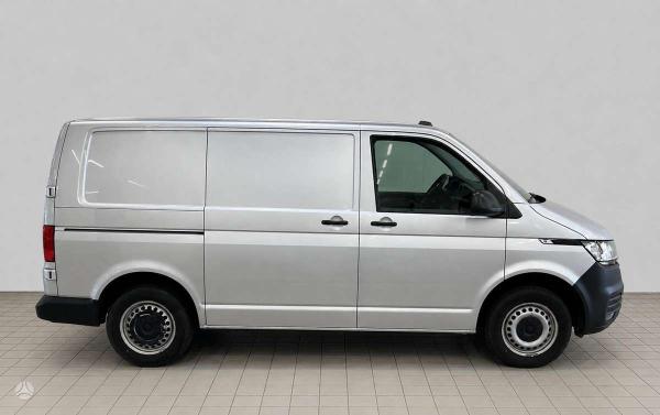 Grey Volkswagen Transporter 2020 in Kaunas, with an engine capacity of 1.97 L and mileage of 196 thousand km for 17800 €, photo 3 on AUTOMOTO.COM.LV