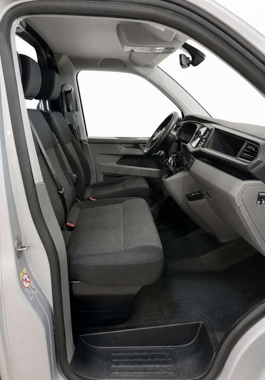 Pelēks Volkswagen Transporter 2020 Kauņa, ar dzinēja tilpumu 1.97 L un nobraukumu 196 tūkst. km par 17800 €, foto 8 vietnē AUTOMOTO.COM.LV