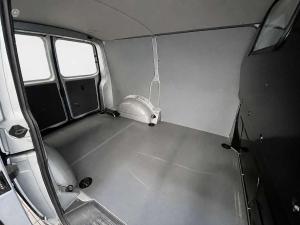 Pelēks Volkswagen Transporter 2020 Kauņa, ar dzinēja tilpumu 1.97 L un nobraukumu 196 tūkst. km par 17800 €, foto 9 vietnē AUTOMOTO.COM.LV