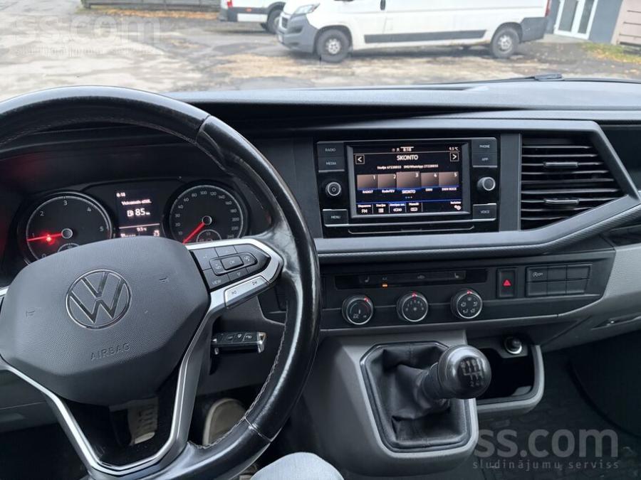 Grey Volkswagen Transporter 2020 in Riga, with an engine capacity of 2.00 L and mileage of 325 thousand km for 11100 €, photo 9 on AUTOMOTO.COM.LV