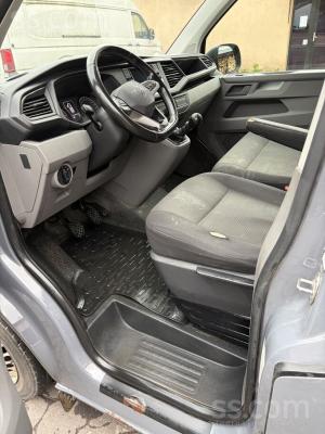 Grey Volkswagen Transporter 2020 in Riga, with an engine capacity of 2.00 L and mileage of 325 thousand km for 11100 €, photo 10 on AUTOMOTO.COM.LV