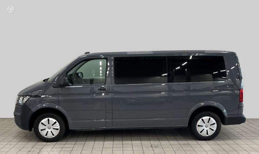 Grey Volkswagen Transporter 2021 in Kaunas, with an engine capacity of 1.97 L and mileage of 177 thousand km for 23900 €, photo 2 on AUTOMOTO.COM.LV