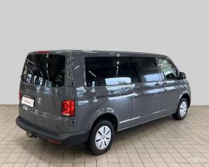 Grey Volkswagen Transporter 2021 in Kaunas, with an engine capacity of 1.97 L and mileage of 177 thousand km for 23900 €, photo 4 on AUTOMOTO.COM.LV