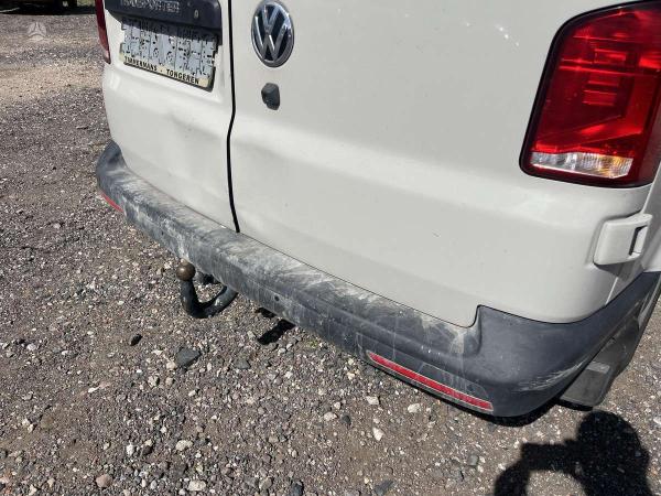 Grey Volkswagen Transporter 2021 in Taurage, with an engine capacity of 2.00 L and mileage of 344 thousand km for 6600 €, photo 4 on AUTOMOTO.COM.LV