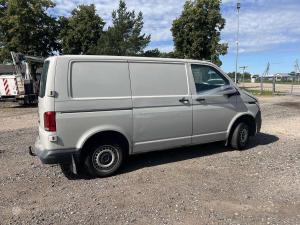 Grey Volkswagen Transporter 2021 in Taurage, with an engine capacity of 2.00 L and mileage of 344 thousand km for 6600 €, photo 6 on AUTOMOTO.COM.LV