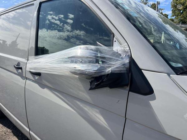 Grey Volkswagen Transporter 2021 in Taurage, with an engine capacity of 2.00 L and mileage of 344 thousand km for 6600 €, photo 9 on AUTOMOTO.COM.LV