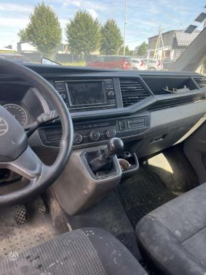 Grey Volkswagen Transporter 2021 in Taurage, with an engine capacity of 2.00 L and mileage of 344 thousand km for 6600 €, photo 13 on AUTOMOTO.COM.LV