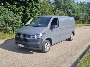 Grey Volkswagen Transporter 2021 in Vilnius, with an engine capacity of 1.97 L and mileage of 113 thousand km for 18100 €, photo  on AUTOMOTO.COM.LV