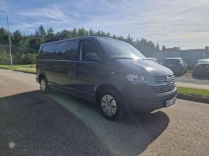 Grey Volkswagen Transporter 2021 in Vilnius, with an engine capacity of 1.97 L and mileage of 113 thousand km for 18100 €, photo 6 on AUTOMOTO.COM.LV