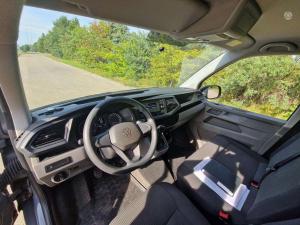 Grey Volkswagen Transporter 2021 in Vilnius, with an engine capacity of 1.97 L and mileage of 113 thousand km for 18100 €, photo 14 on AUTOMOTO.COM.LV