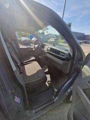Grey Volkswagen Transporter 2021 in Vilnius, with an engine capacity of 1.97 L and mileage of 113 thousand km for 18100 €, photo 15 on AUTOMOTO.COM.LV