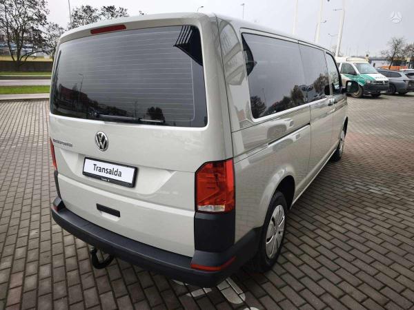Pelēks Volkswagen Transporter 2024 Šauļi, ar dzinēja tilpumu 1.97 L un nobraukumu 98 tūkst. km par 29900 €, foto 4 vietnē AUTOMOTO.COM.LV