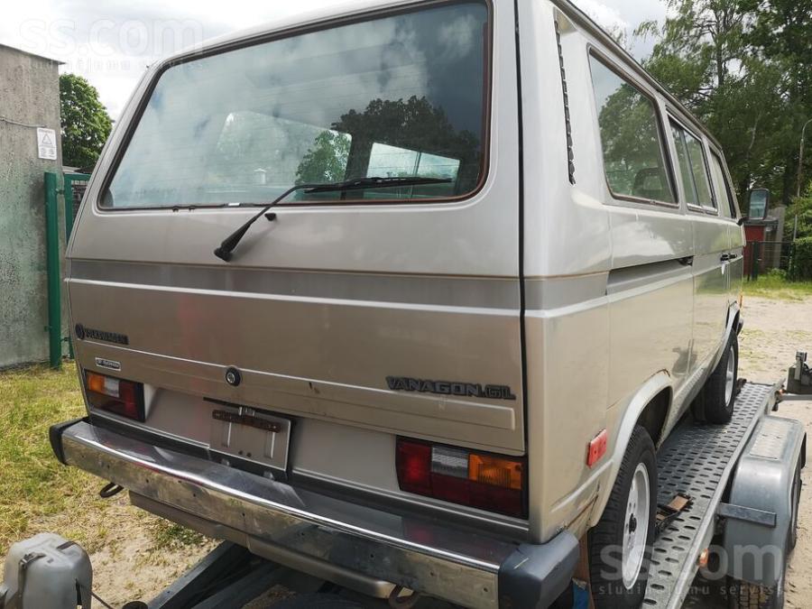 Grey Volkswagen Transporter 1987 in Riga, with an engine capacity of 2.10 L and mileage of 237 thousand km for 9500 €, photo 27 on AUTOMOTO.COM.LV