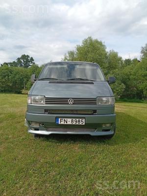 Grey Volkswagen Transporter 1995 in Rezekne, with an engine capacity of 1.90 L and mileage of 250 thousand km for 2100 €, photo 3 on AUTOMOTO.COM.LV