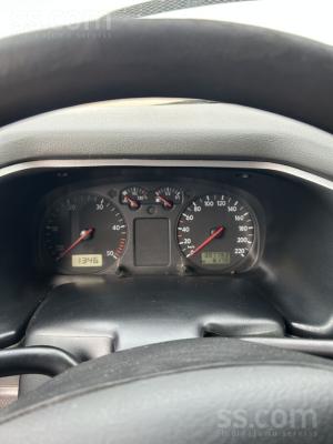 Grey Volkswagen Transporter 2003 in Limbazi, with an engine capacity of 2.50 L and mileage of 398 thousand km for 5500 €, photo 7 on AUTOMOTO.COM.LV